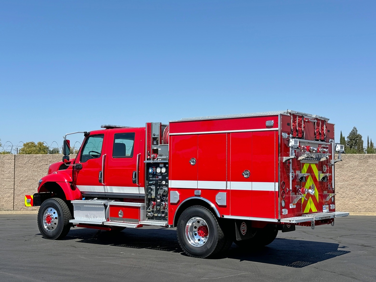 2021 BME International 4x4 Commercial Pumper | Used Truck Details
